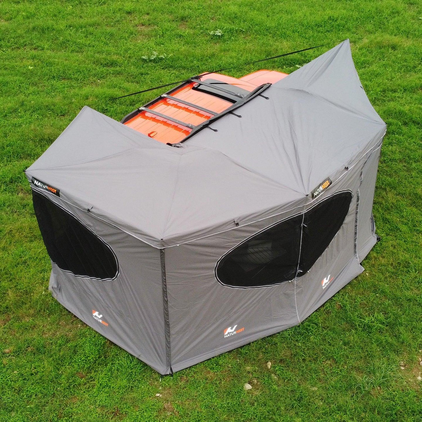 Naturnest Orion Pro Hard Shell Rooftop Tent